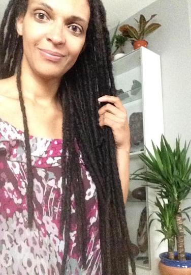 Growing Long Locs: 5 Challenges & Loc Care Tips – Holistic Locs ...